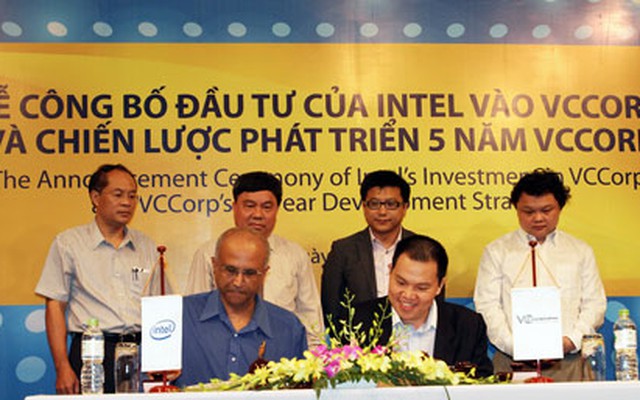 Lễ công bố đầu tư của Intel vào VCCORP và kế hoạch phát triển 5 năm của ...
